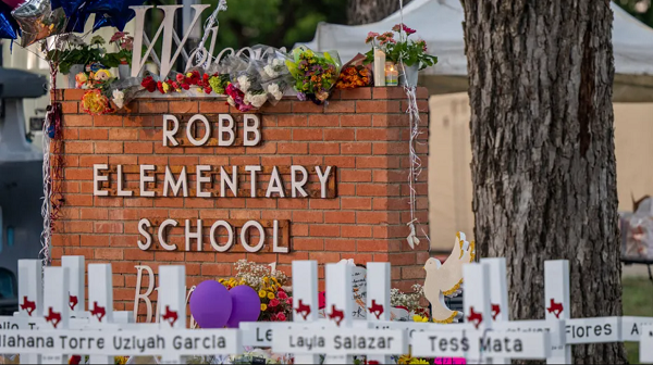 Robb Elementary School Student Covered Herself in Blood to Avoid Death ...